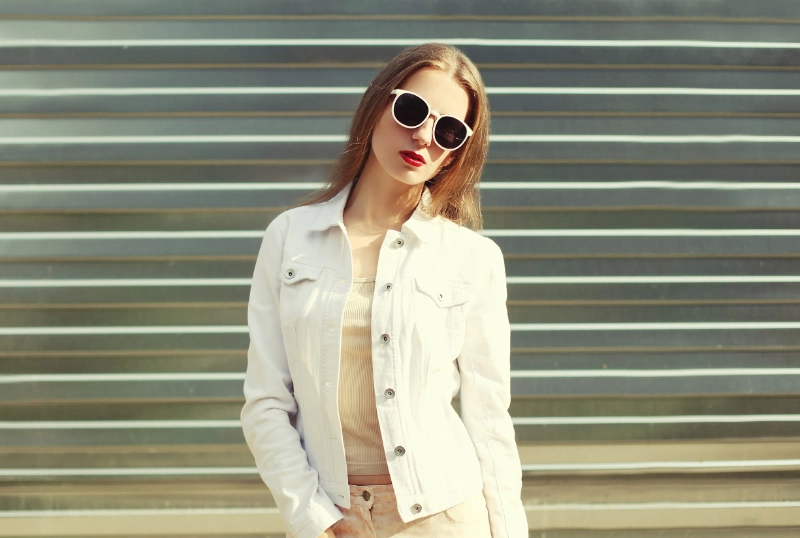Best White Denim Jacket Combinations this Season